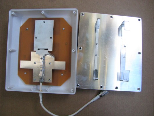 PowerWave indoor MULTIBAND panel vertical polarized antenna - Antennas ...