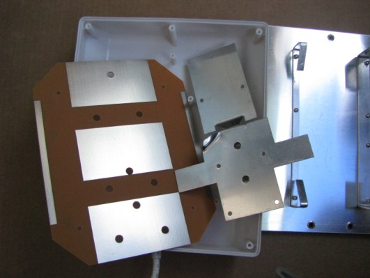 PowerWave indoor MULTIBAND panel vertical polarized antenna - Antennas ...